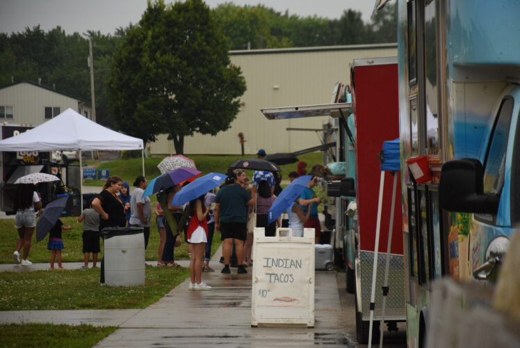 PHOTOS: Rainy weather shakes up 2024 Lawrence Summerfest | News, Sports ...